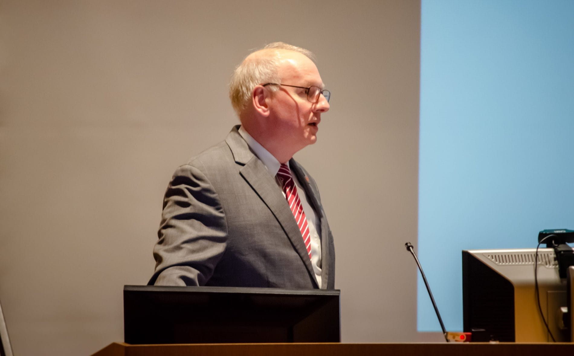 Dean Hess highlights initiatives to prepare healers, transform health ...